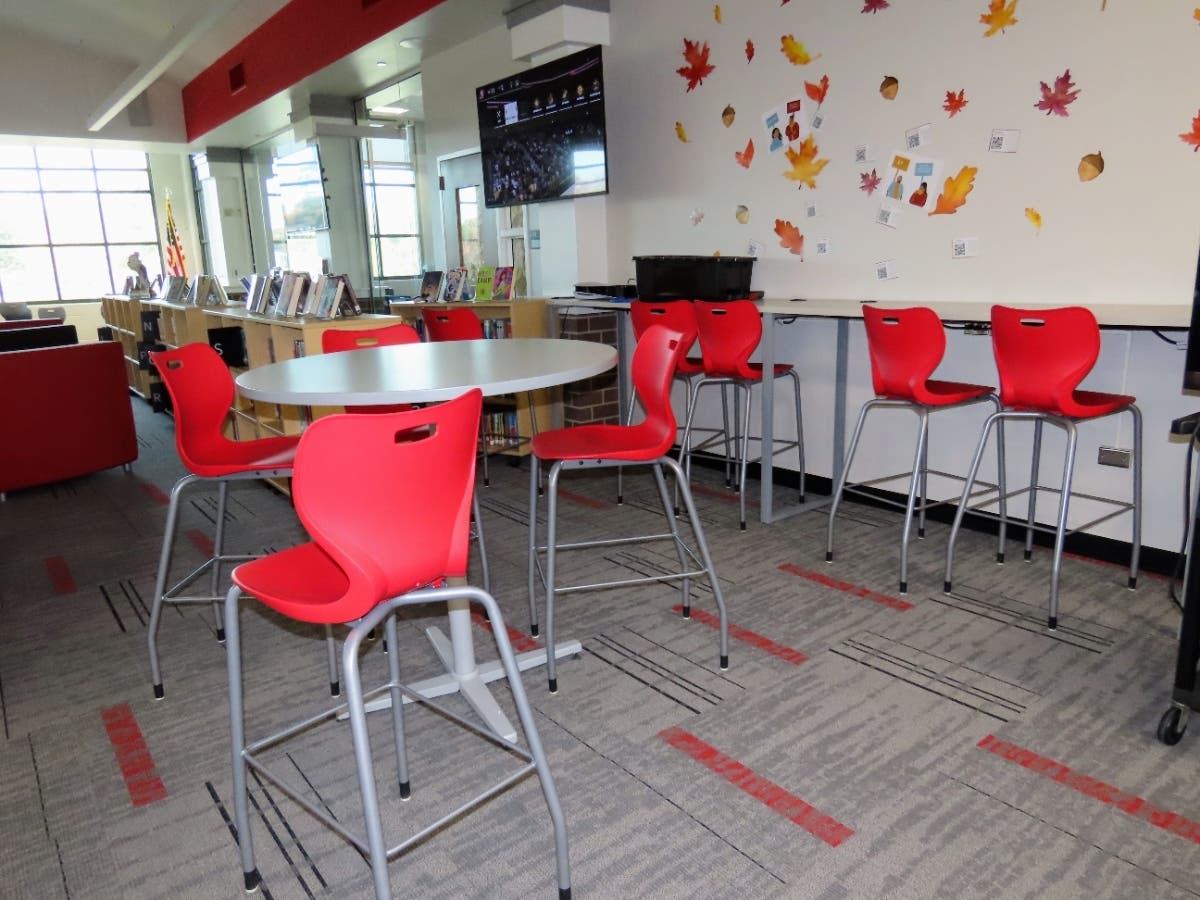 Oak Lawn-Hometown Middle School Media Center Recognized for Design ...