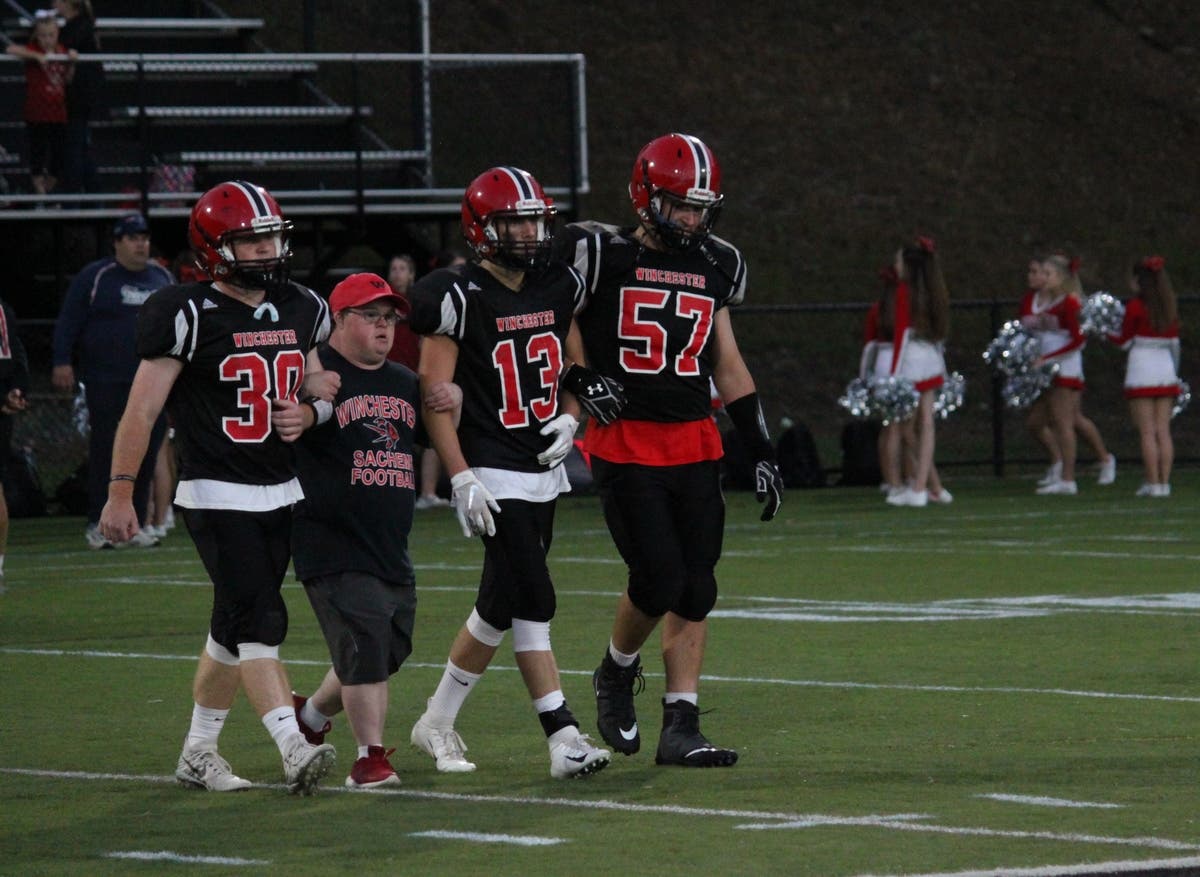 Winchester Sachems Football Victorious over Wakefield Warriors ...