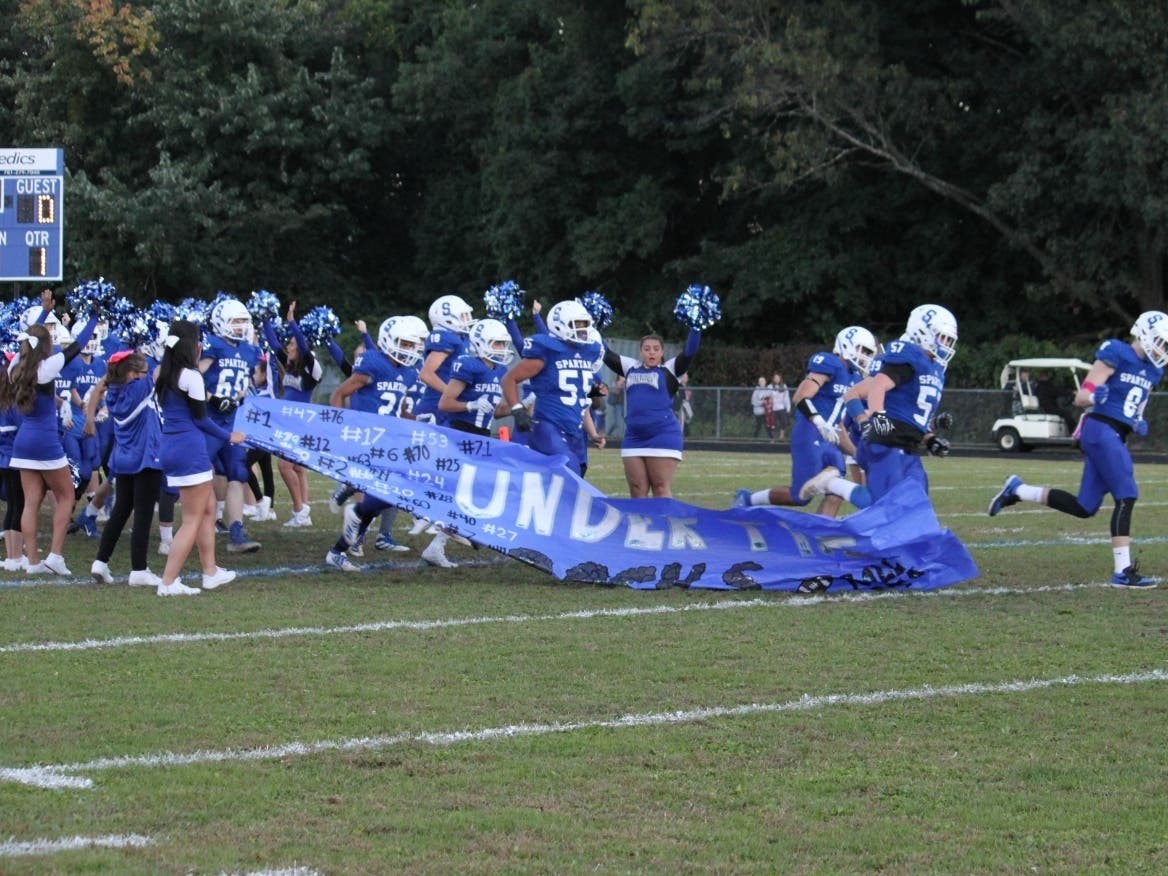 Stoneham vs Wakefield Varsity Football Photos | Stoneham, MA Patch
