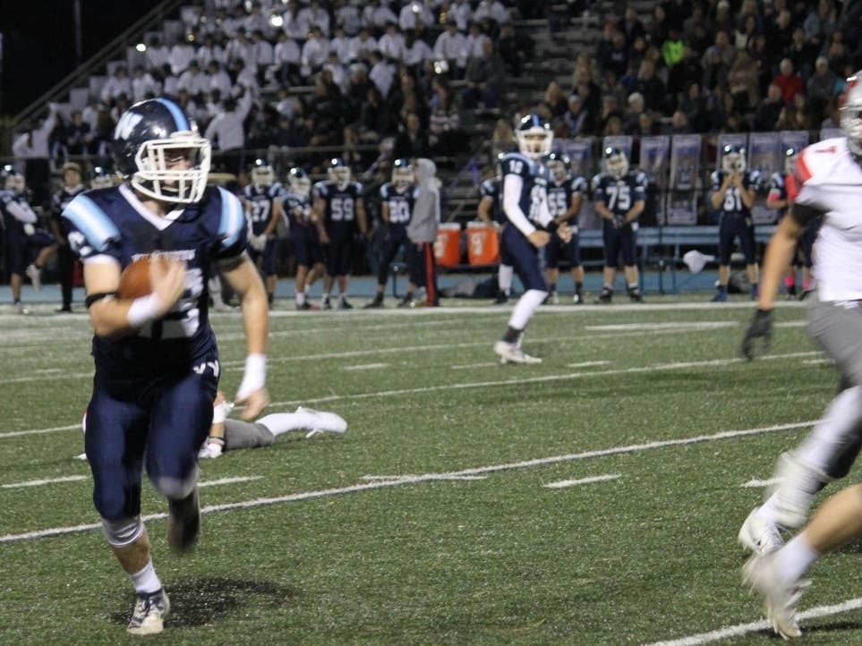 Varsity Football Photos - Wilmington vs Wakefield | Wilmington, MA Patch