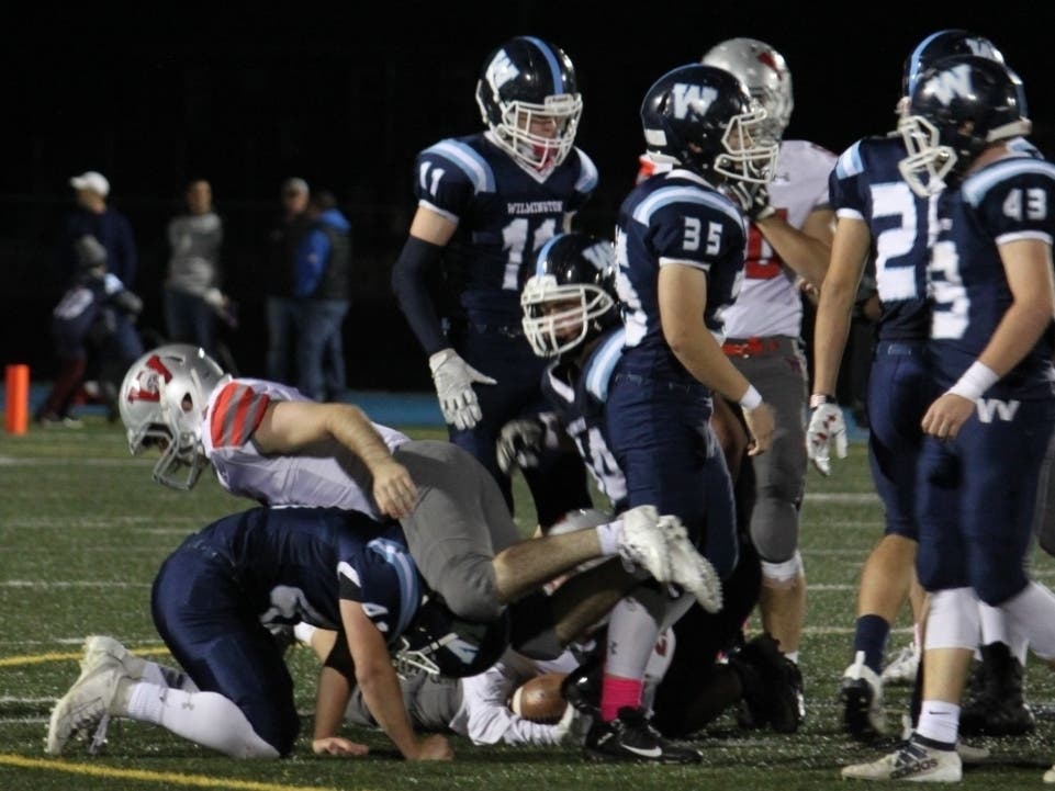 Varsity Football Photos - Wakefield vs Wilmington | Wakefield, MA Patch
