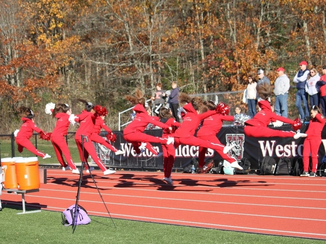 Varsity Football Photos - Wakefield vs Wayland | Wakefield, MA Patch