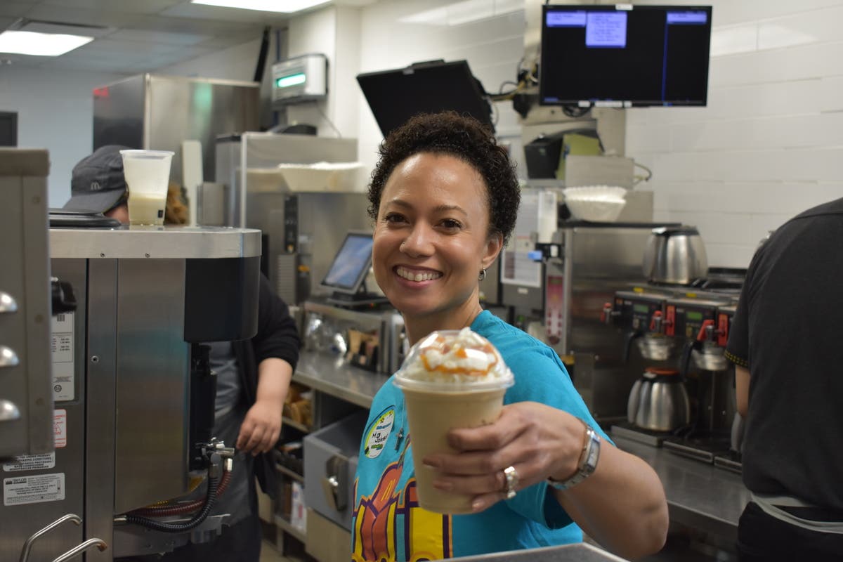 Lakeview Elementary Teachers Shake Things up at McDonald's | Barrington ...