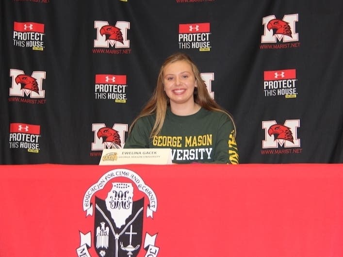 2 Marist Seniors From Oak Lawn, Justice Sign Letters of Intent | Oak ...