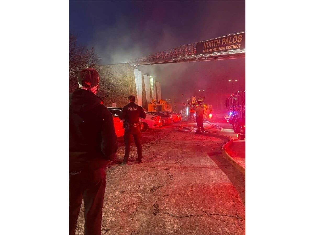 Rebuilding Begins For Victims Of Chicago Ridge Apartment Fire: UPDATED ...