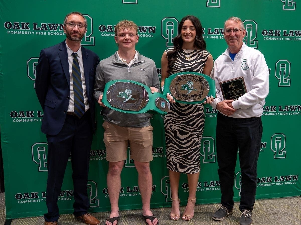 Oak Lawn Community High School SSC Conference Baseball Champs l ...