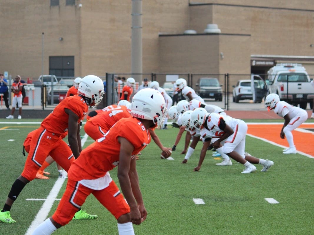 Orange and Brown Game celebrates new football season at Shepard | Oak ...