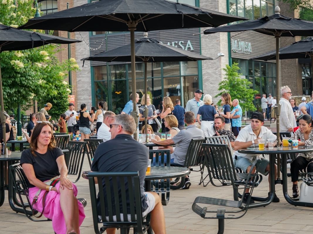Final Unwind Wednesday Of Summer Is Next Week In St. Charles | St ...