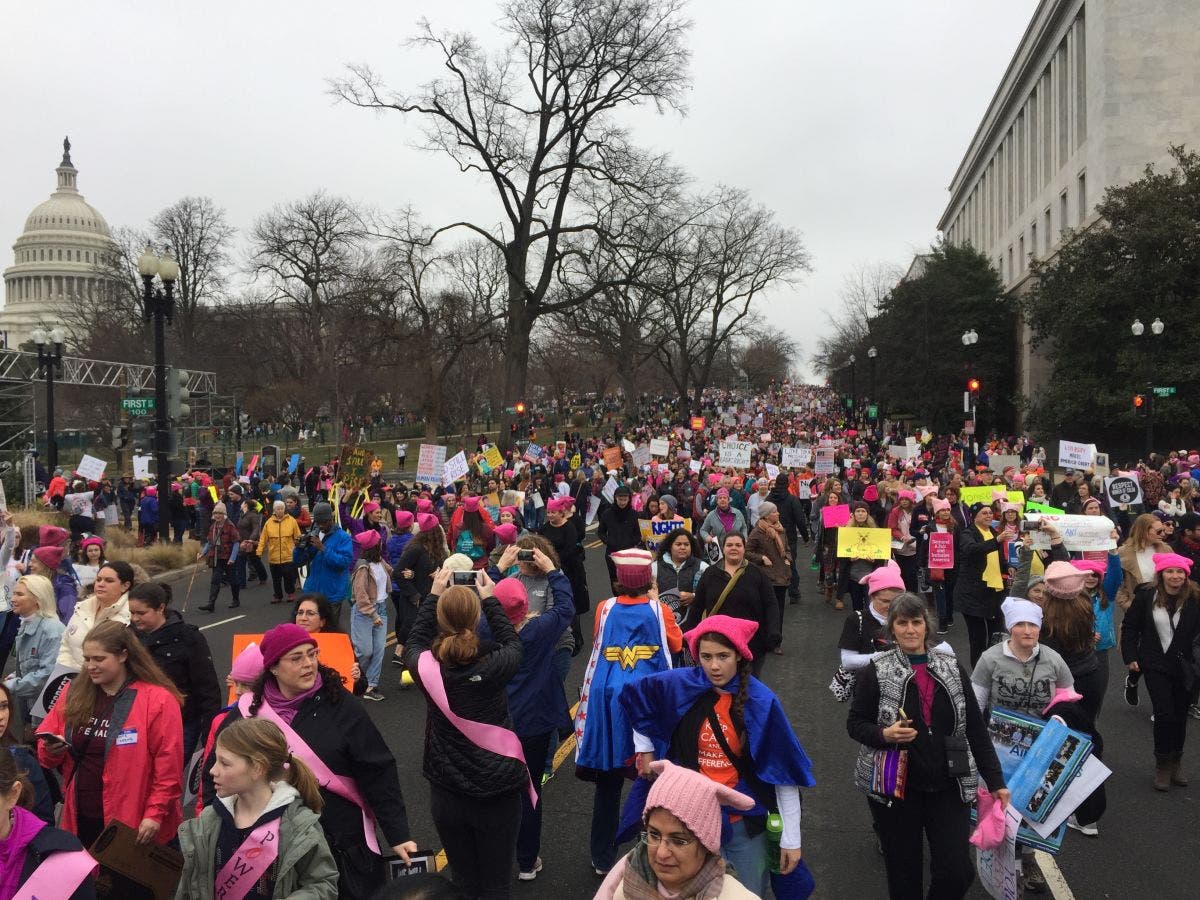Women's March On Washington 2017 Brings Massive Crowd, Floods DC ...