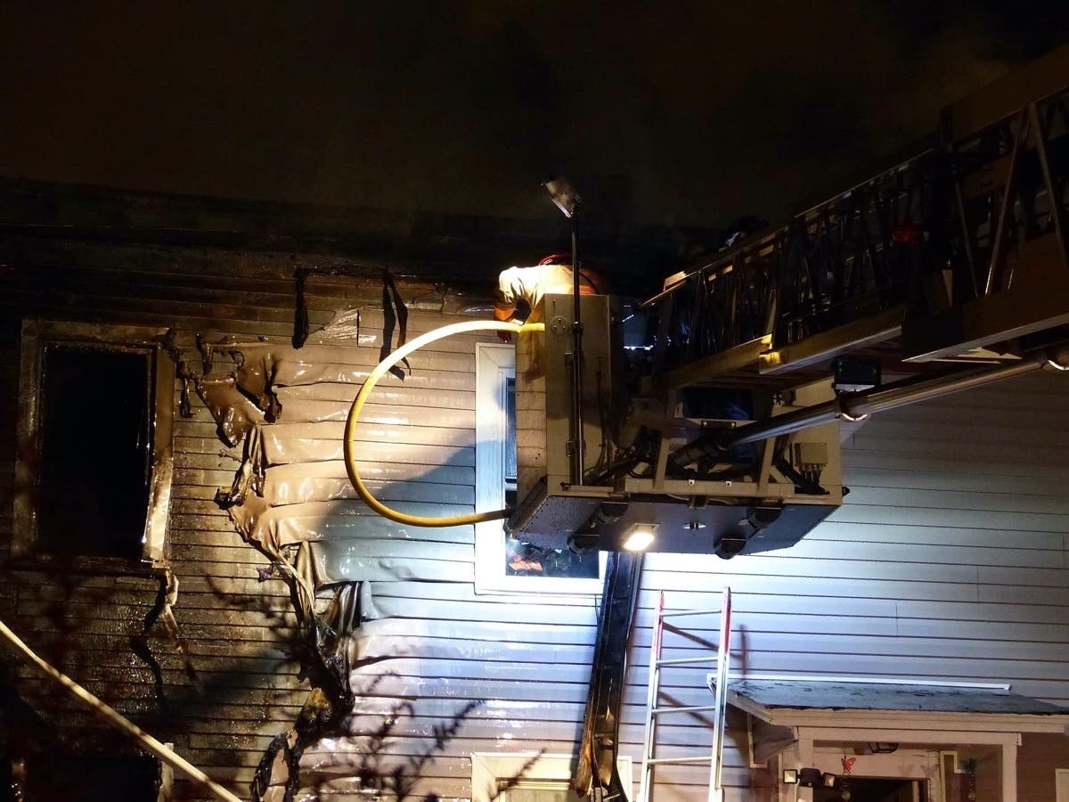 Update: Laconia Apartment Building Fire Goes To 5 Alarms: Watch ...