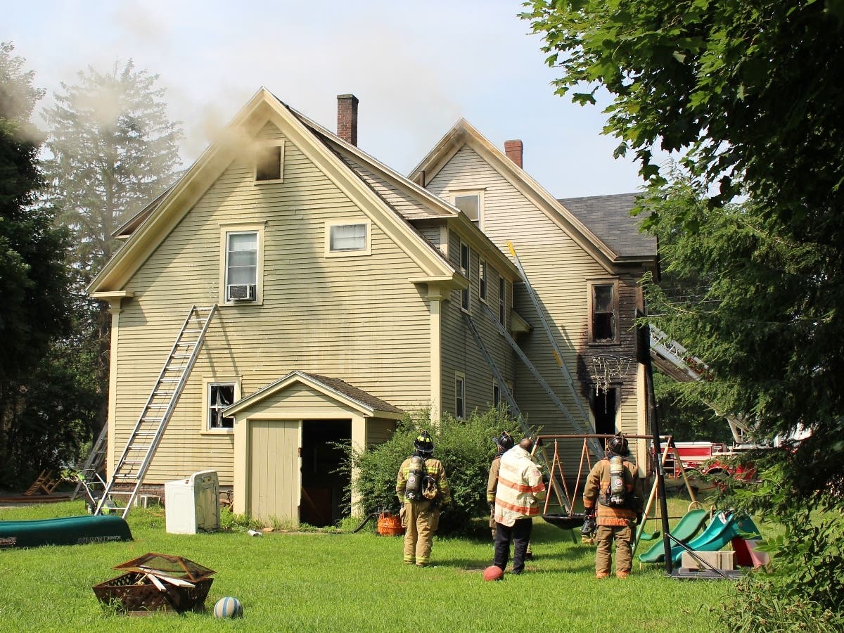 Update: Hall Street Multi-Family Fire In Concord Goes To 2-Alarms ...
