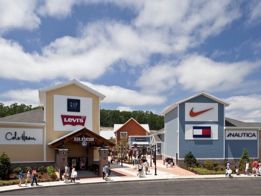 National Outlet Shopping Day Brings Exclusive Deals To Merrimack ...