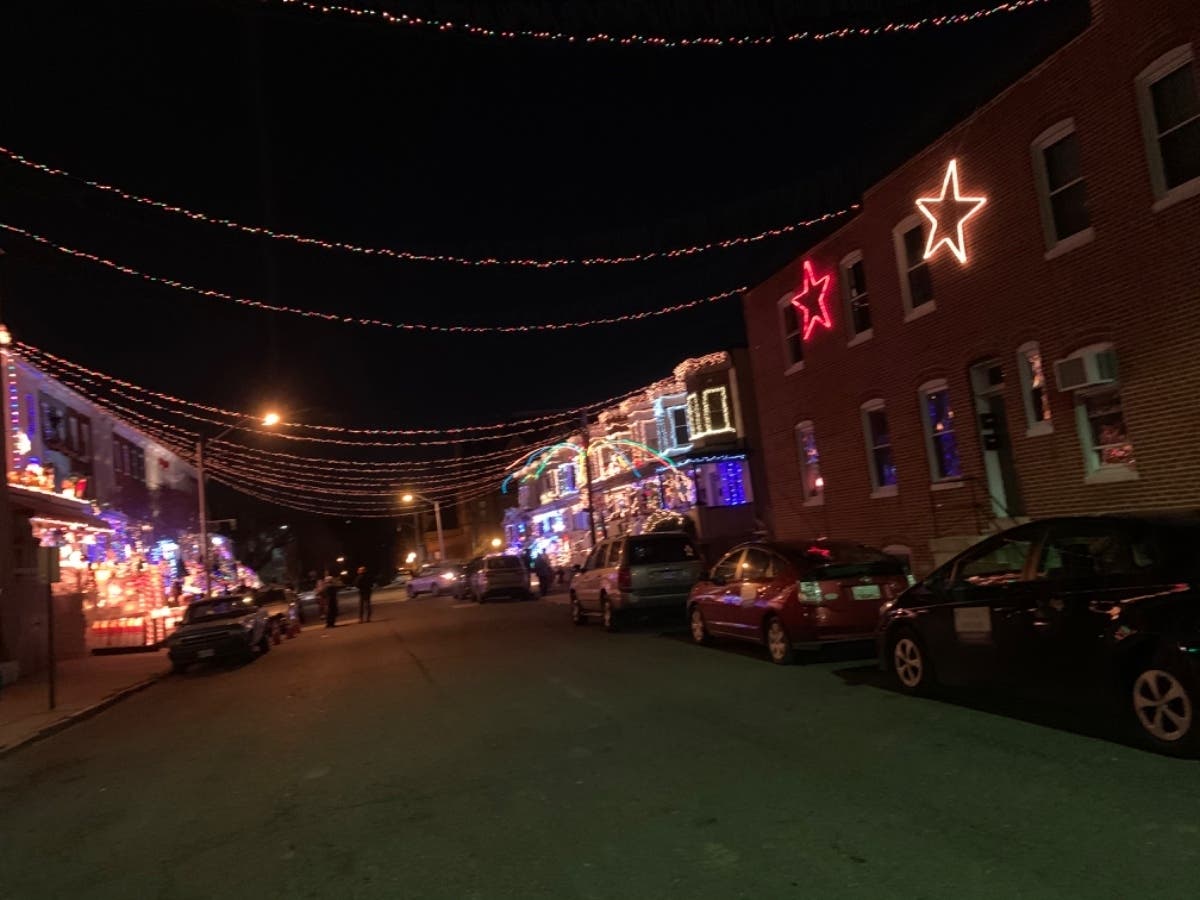 Miracle On 34th Street In Hampden: Time, Parking, Lights | Baltimore ...