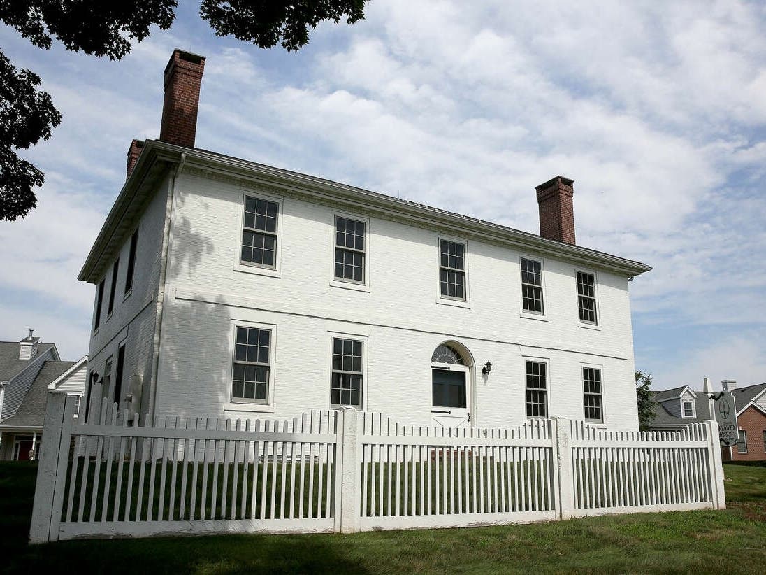 Fate Of Historic Pinney House May Be Decided At Town Meeting ...
