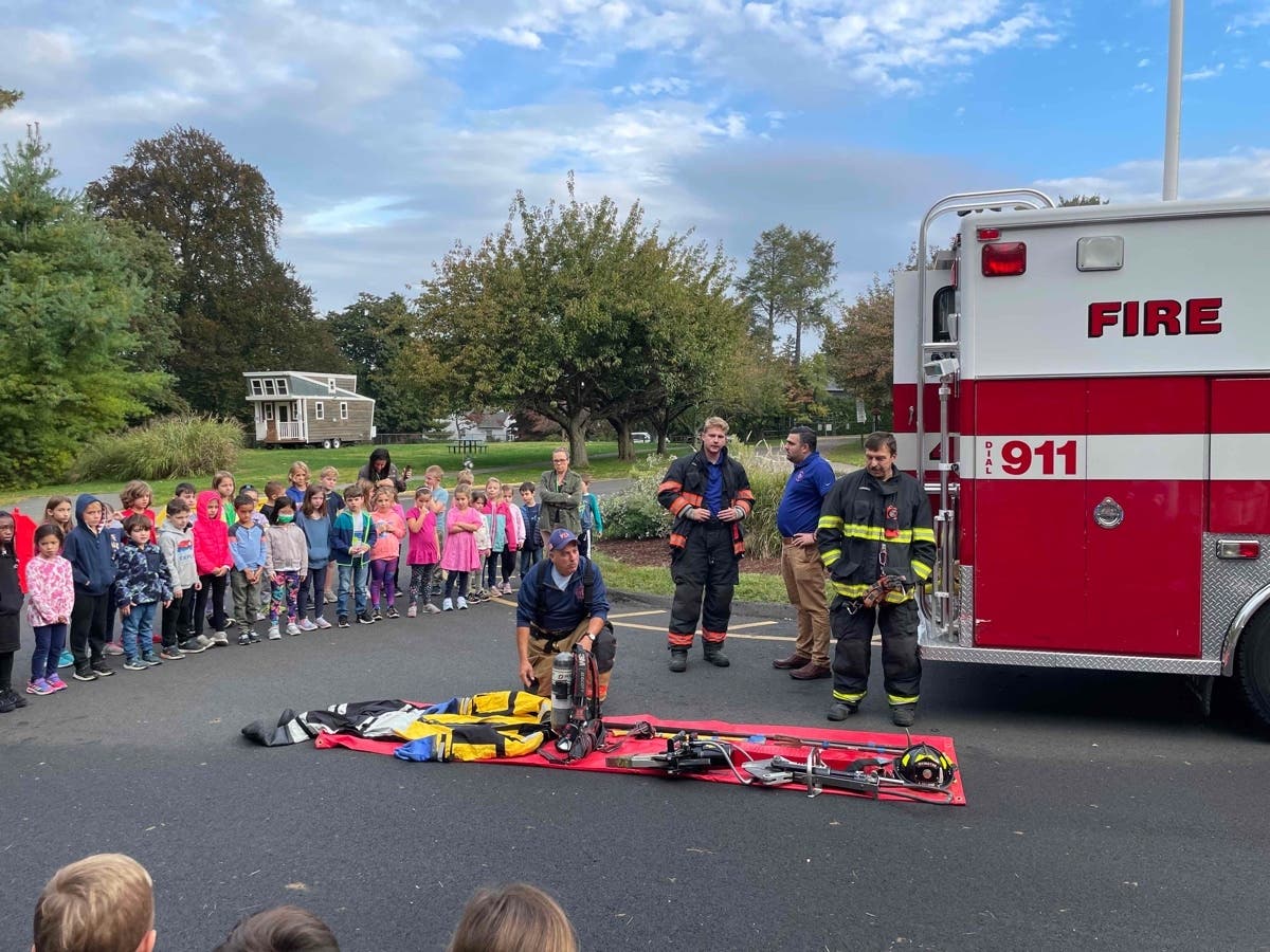 Dows Lane Elementary Students Learn About Fire Safety | Rivertowns, NY ...