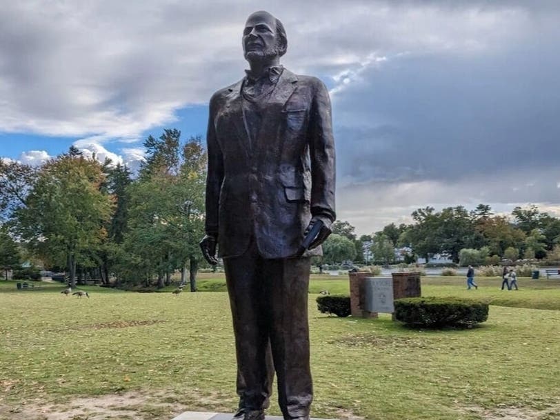 Take a Self-Guided Tour of E.L. Doctorow's New Rochelle | New Rochelle ...