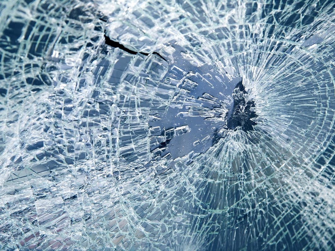 Video: Robbers Knew What They Were Looking For In Brazen Freeway Heist ...