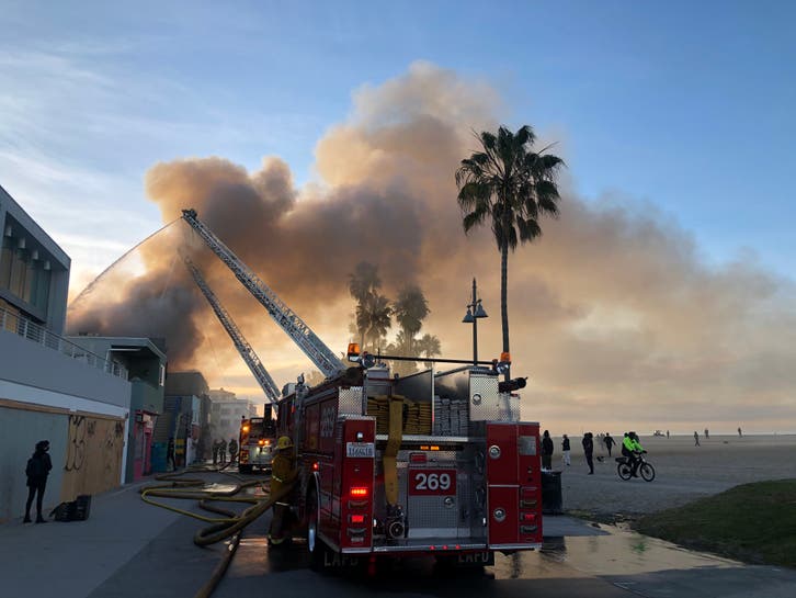 Photos: Venice Fire Spread From Homeless Encampments To Building ...