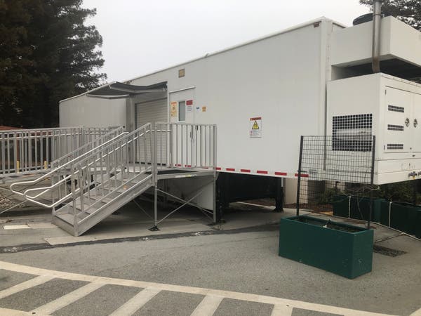 Kaiser Permanente Redwood City installs giant magnets for MRI | Redwood ...
