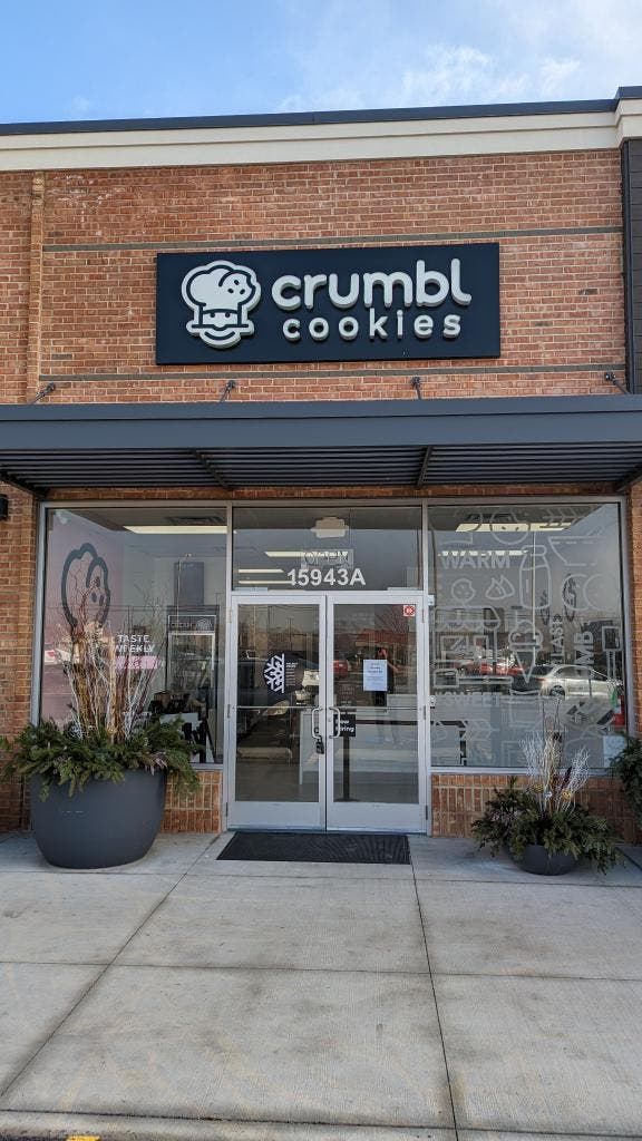Owner Of New Crumbl Cookies In Tinley Park Ready To Open Doors | Tinley ...