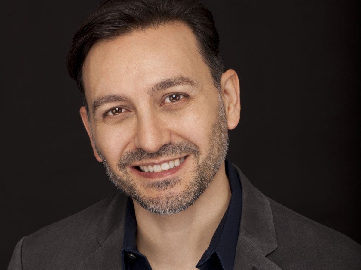 Dr. Joseph Hkeik offers tips on keeping skin healthy through air travel ...